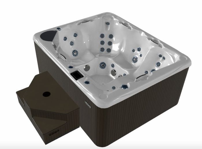 The Difference Between a Hot Tub, Jacuzzi and Spa | Canadian Home Leisure